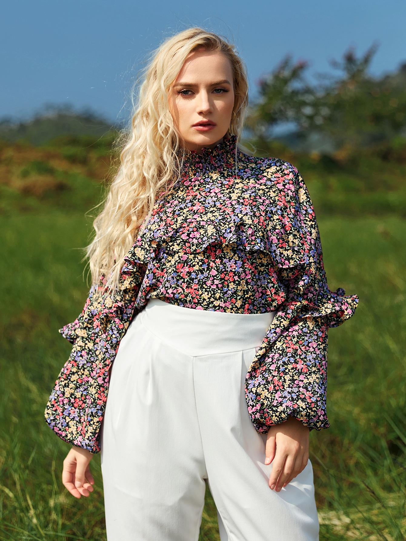 Plus Ruffle Trim Ditsy Floral Top