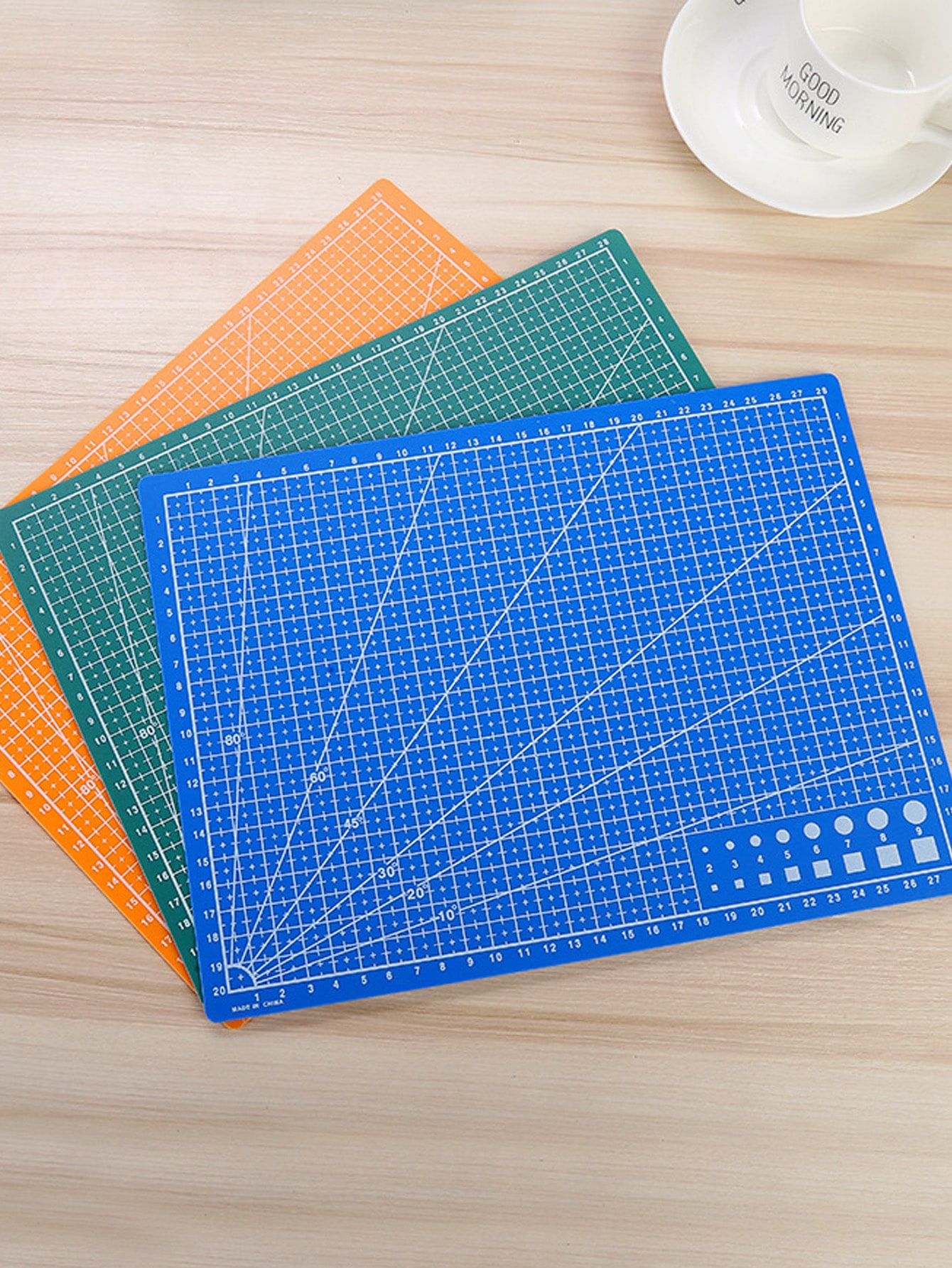 1pc Random Color Cutting Mat