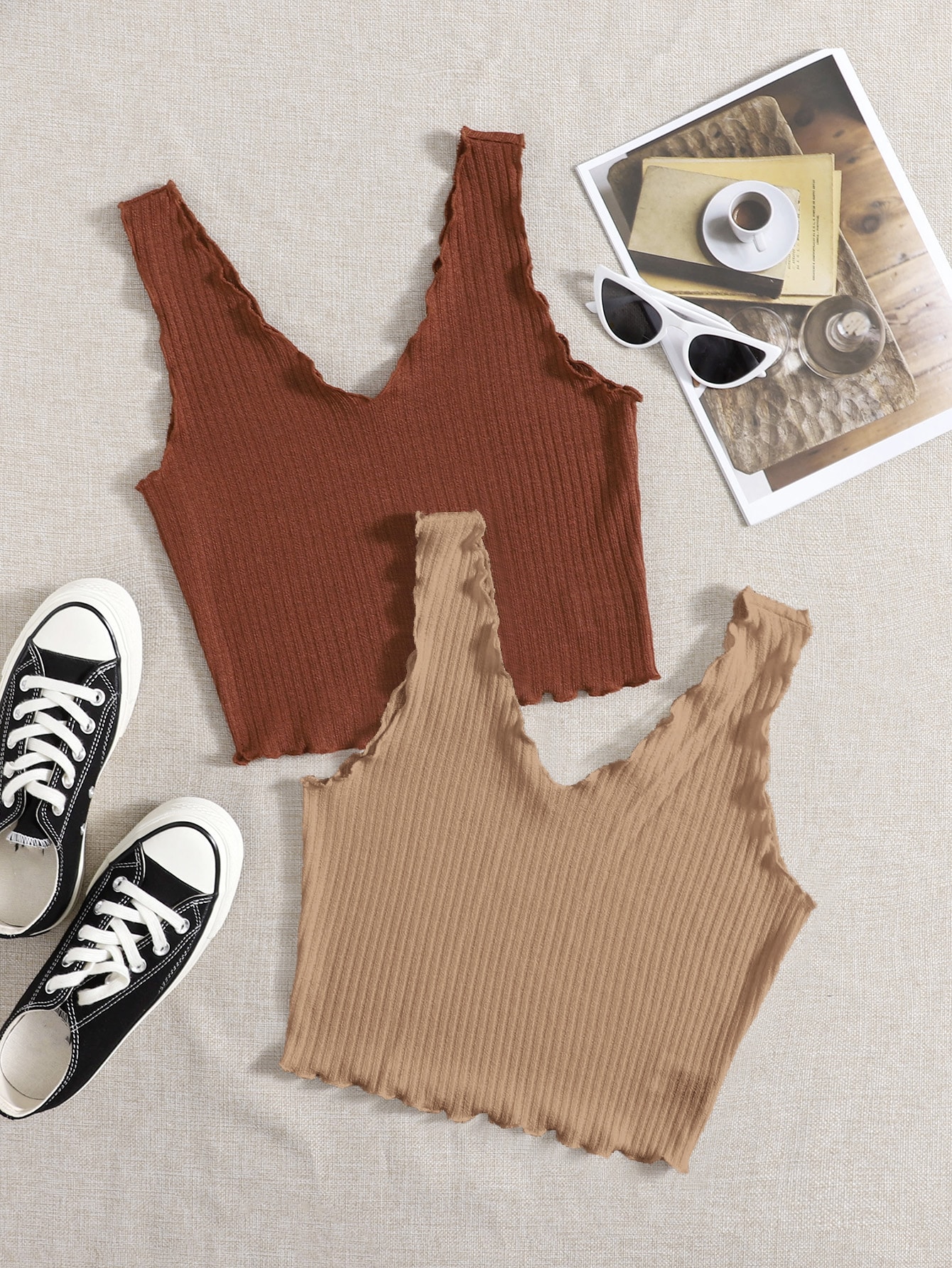 Shein 2 Piezas Top Tank Tejido De Canalé Ribete En Forma De Lechuga