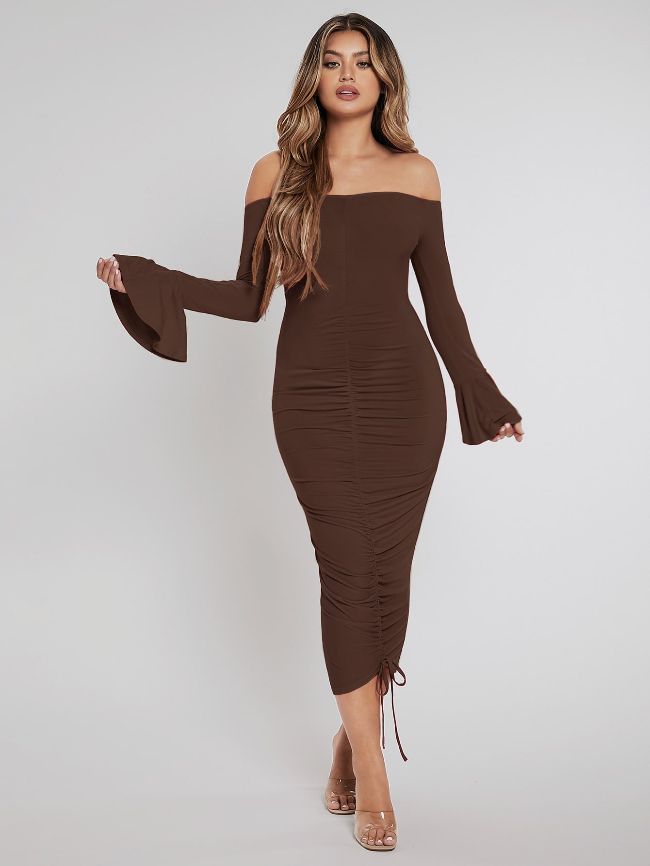 Shein Figurbetontes Kleid Mit Schößchenärmeln Schnürzug Und Rüschen Vorne