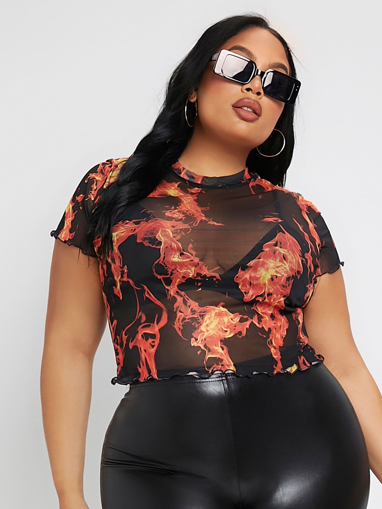 Shein Sxy Top Con Estampado De Fuego Ribete En Forma De Lechuga De