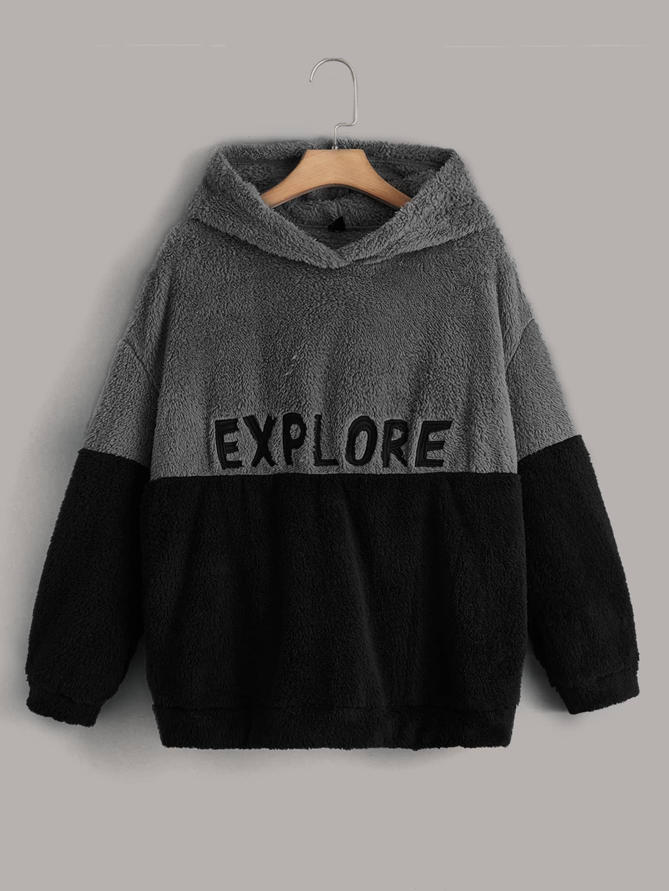 shein-ezwear-teddy-hoodie-mit-farbblock-buchstaben-grafik-drop-shoulder