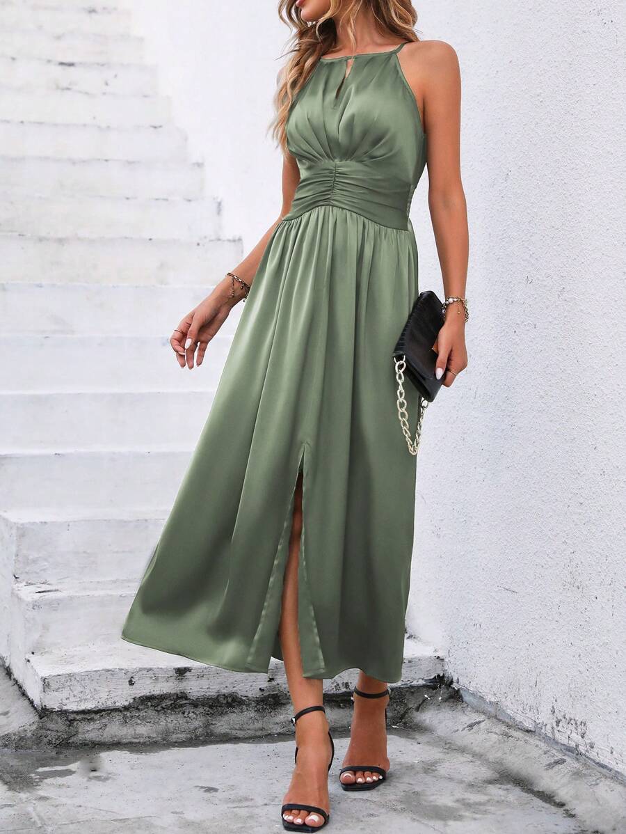 SHEIN Clasi Robe À Fines Brides À Ruché Fendu En Satin | Mode en ligne | SHEIN FRANCE