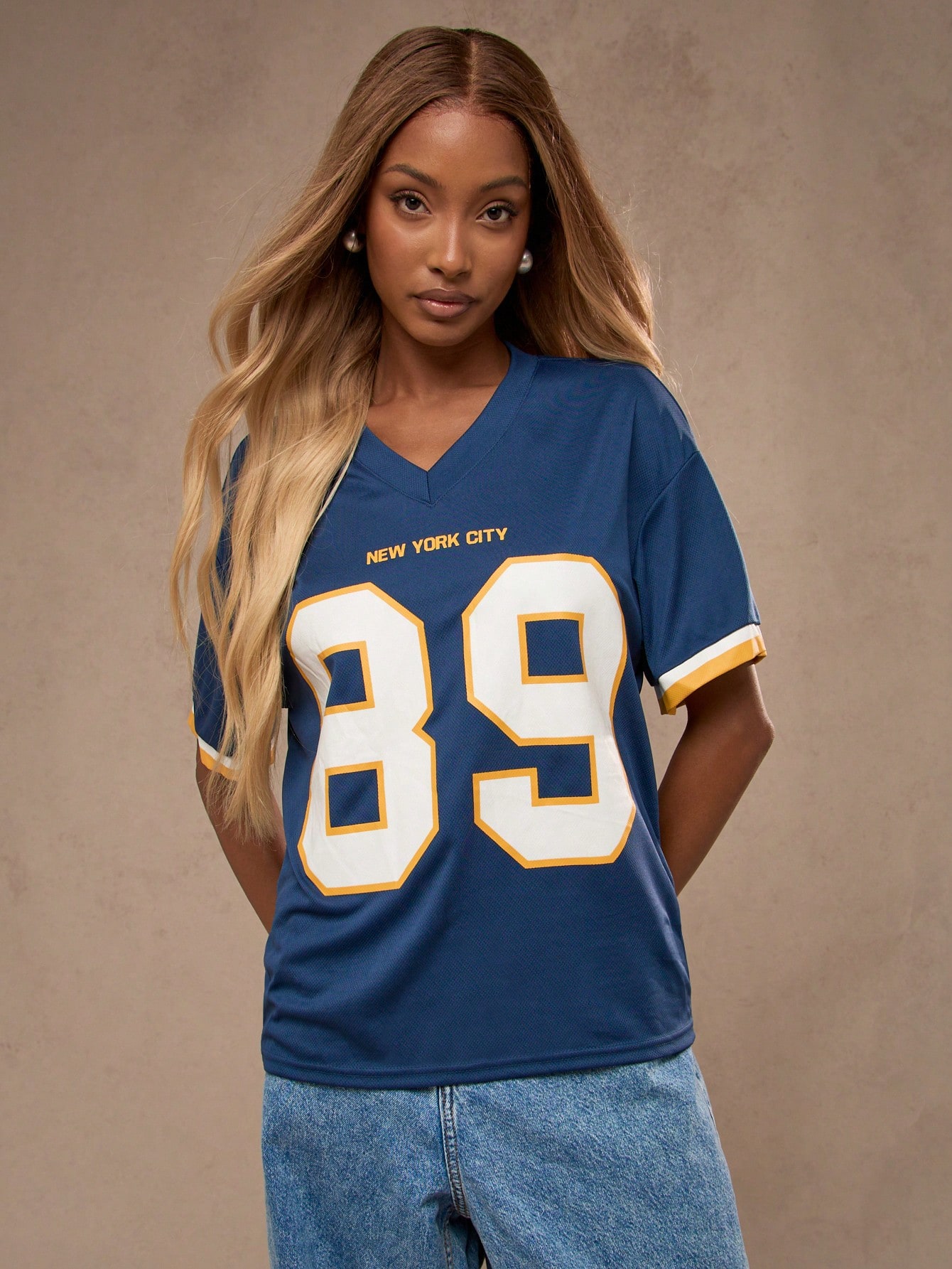 MISSGUIDED Oversized "89" Front Print Football T-Shirt｜MISSGUIDED