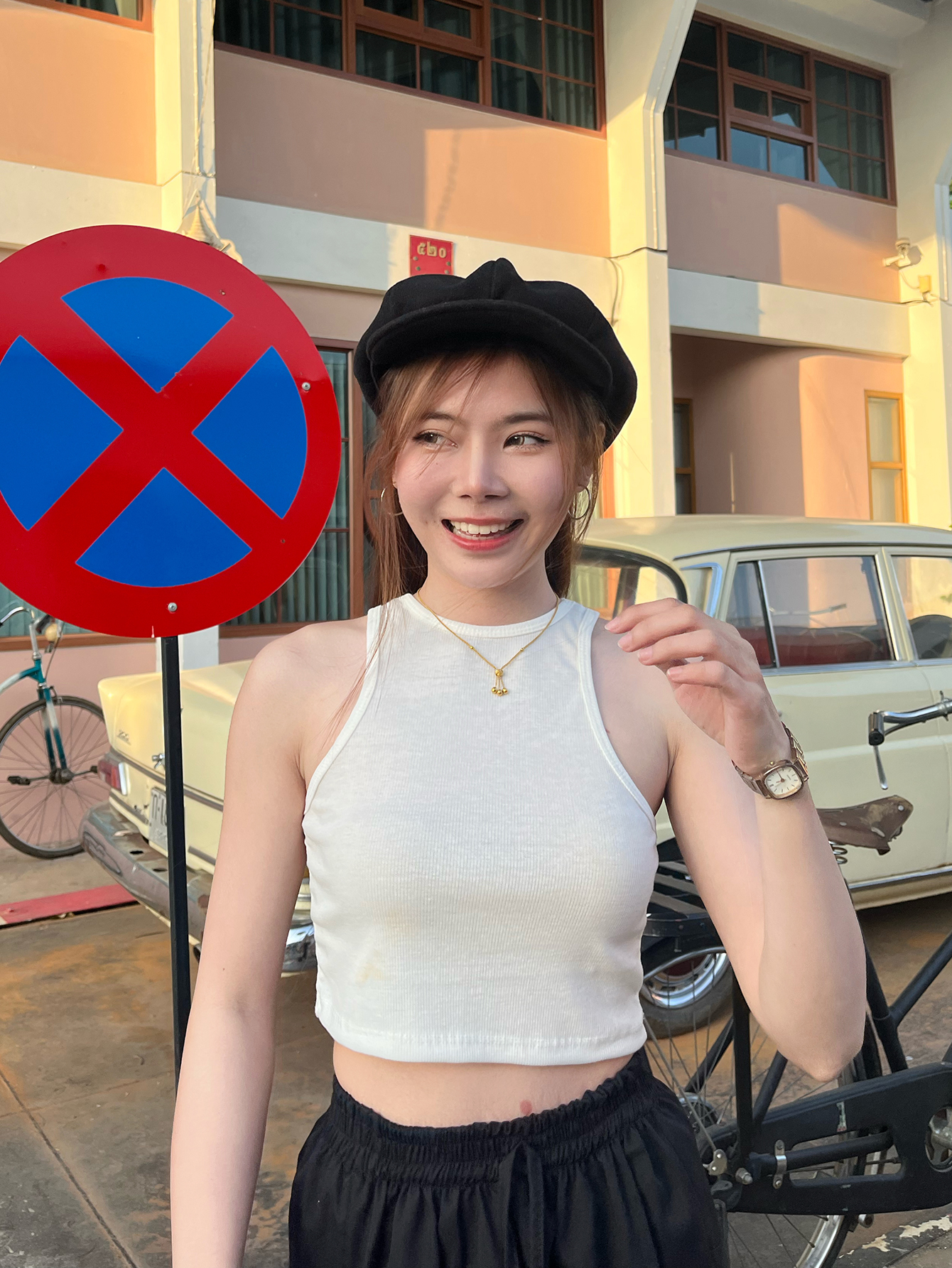 เสื้อกล้ามครอป ผ้าร่องยืด ครอปท็อป ใส่กับกระโปรงหรือกางเกงก็เข้า รุ่น
