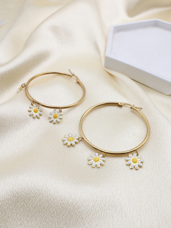 Arracadas Grandes Con Margritas Blancas | Moda de Mujer | SHEIN México