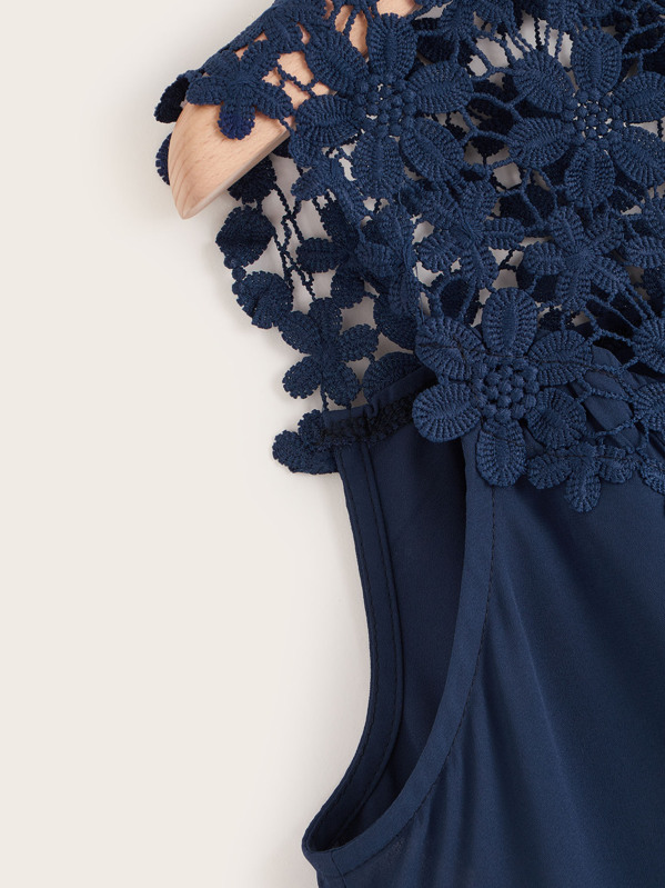 SHEIN Clasi Plus Lace Yoke Solid Top | SHEIN USA