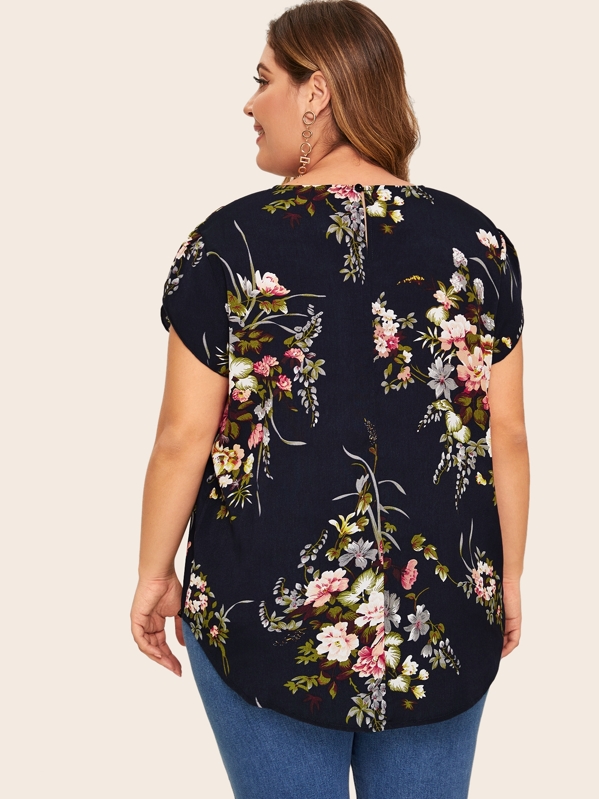 SHEIN LUNE Plus Floral Print Petal Sleeve Curved Hem Top for Sale ...
