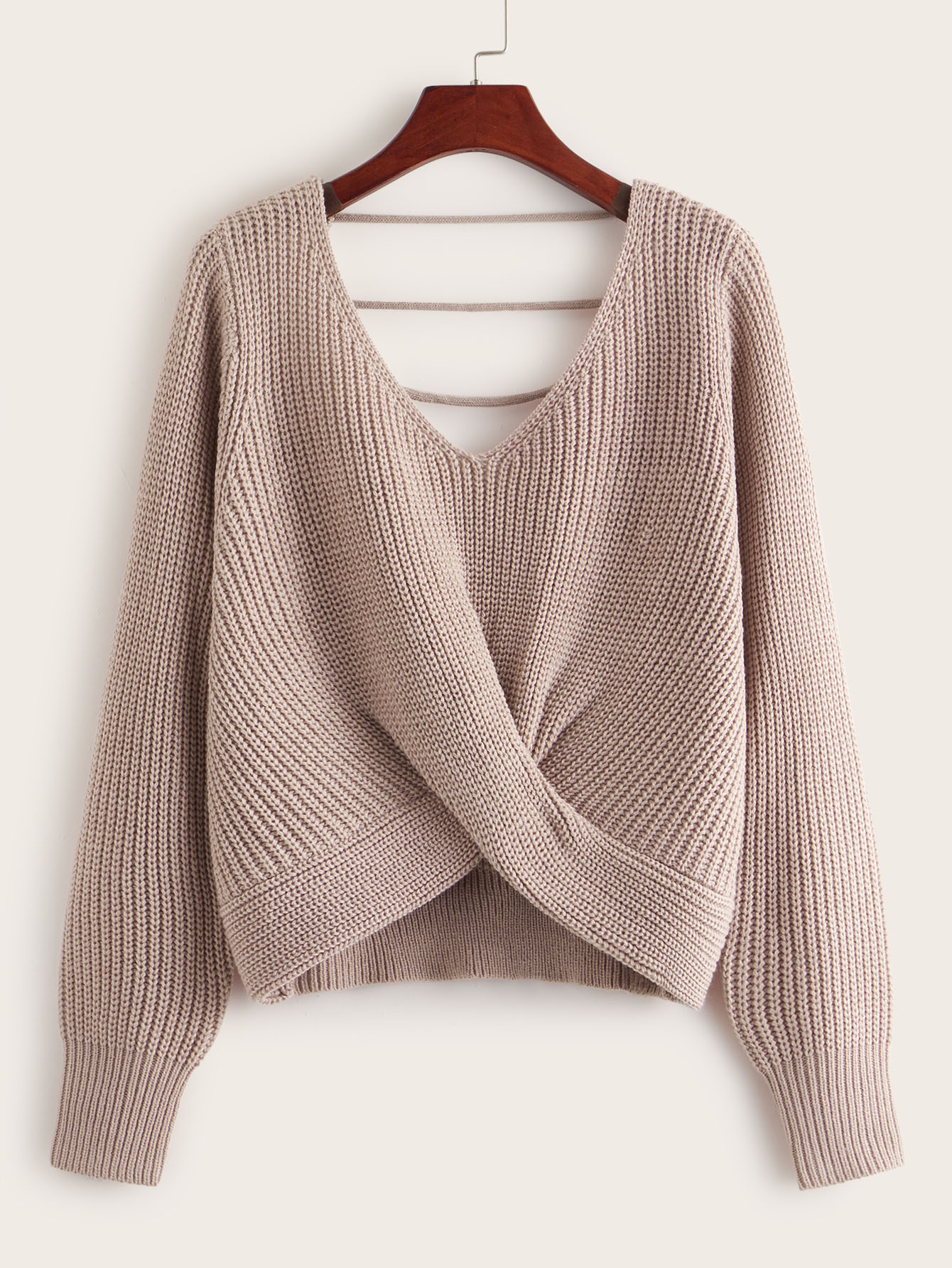 Pullover mit Twist vorn und Träger hinten