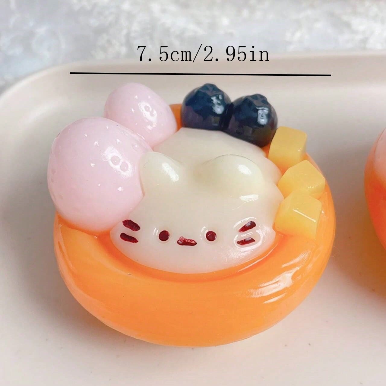 New Creamy Cream Puff Shape Squishy Toy With Cat Design, Soft Silicone ...