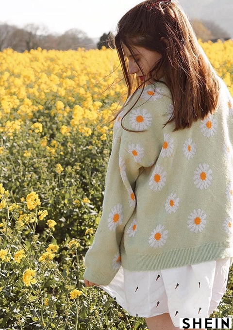 SHEIN Essnce Button Front Daisy Floral Pattern Cardigan | SHEIN