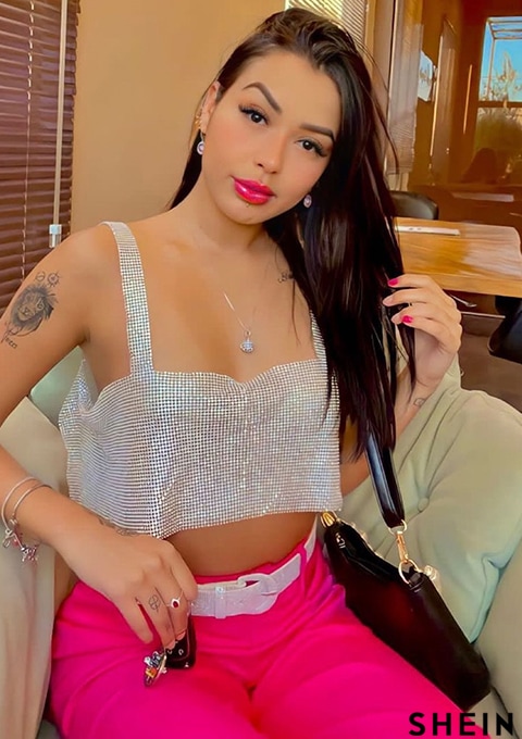 Shein Bae Top De Tirantes De Color Metálico De Espalda Con Cadena