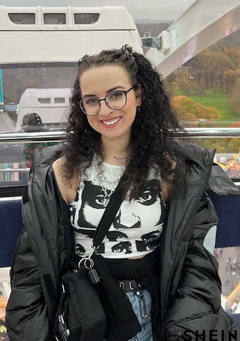 SHEIN ICON 90s Figure Graphic Crop Tank Top | SHEIN