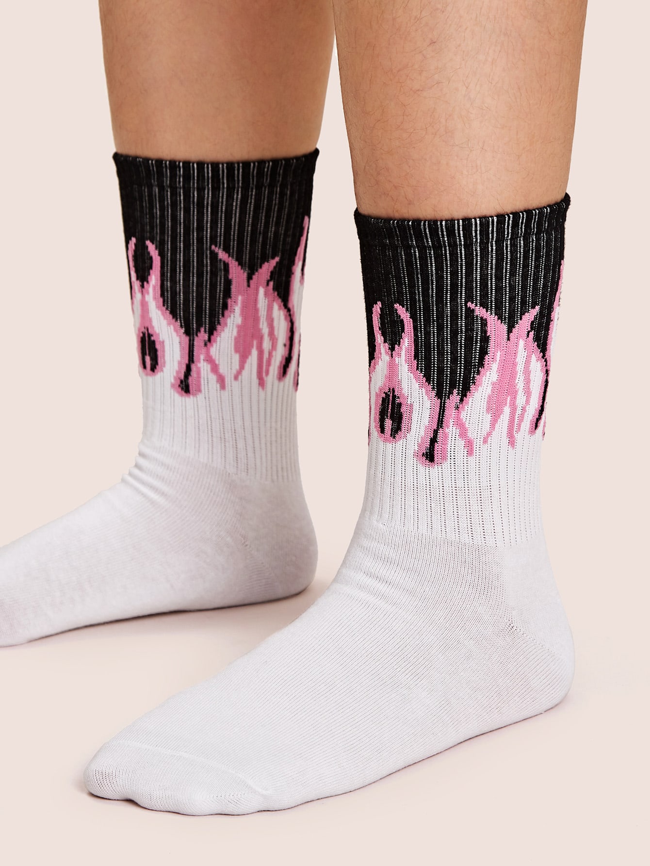 1pair Fire Pattern Socks