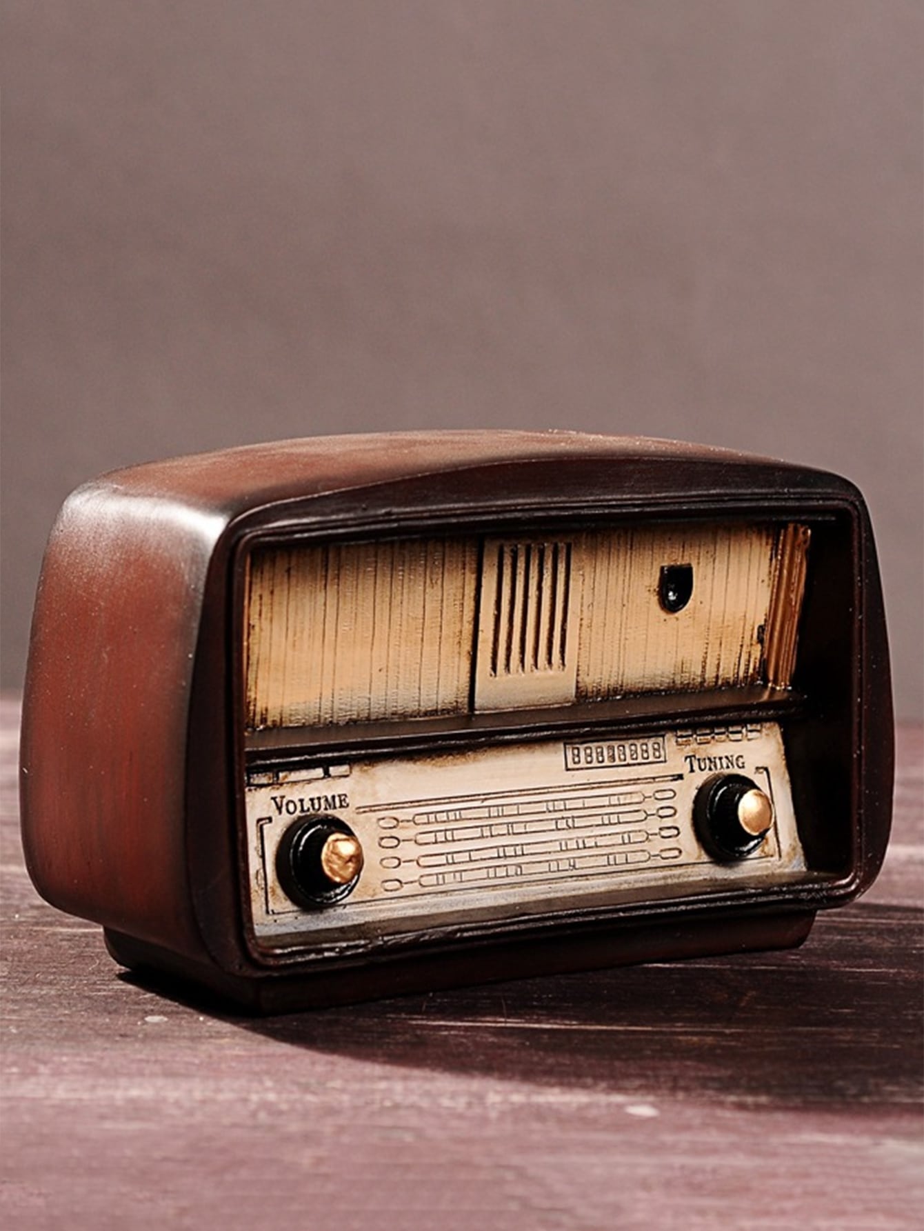 Radio Shaped Decorative Object