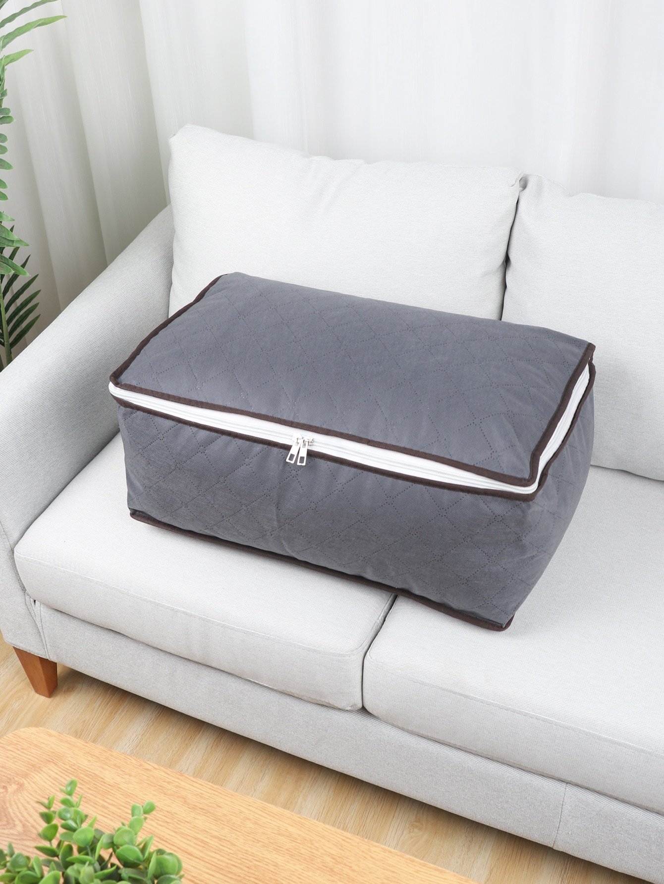 Quilted Zip-Up Storage Box