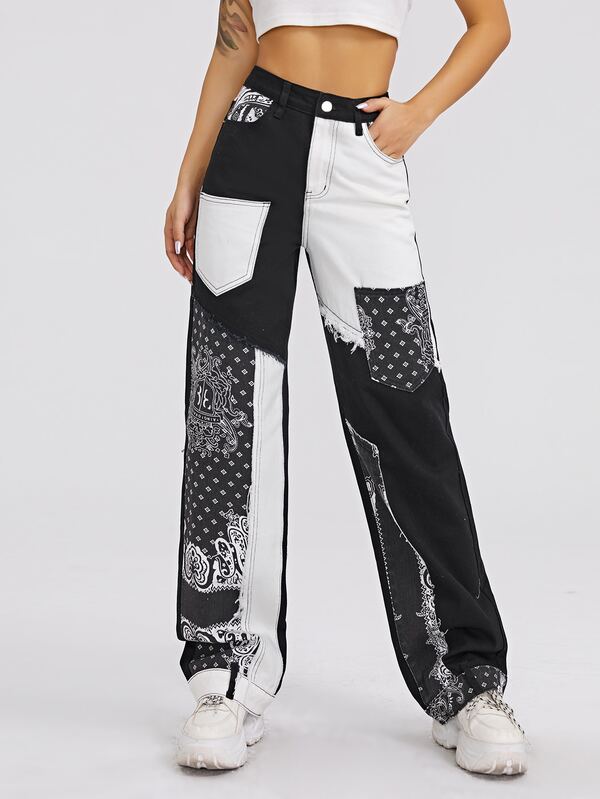 Graphic Print Colorblock Patch Pocket Jeans | SHEIN