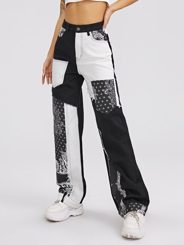 Graphic Print Colorblock Patch Pocket Jeans | SHEIN