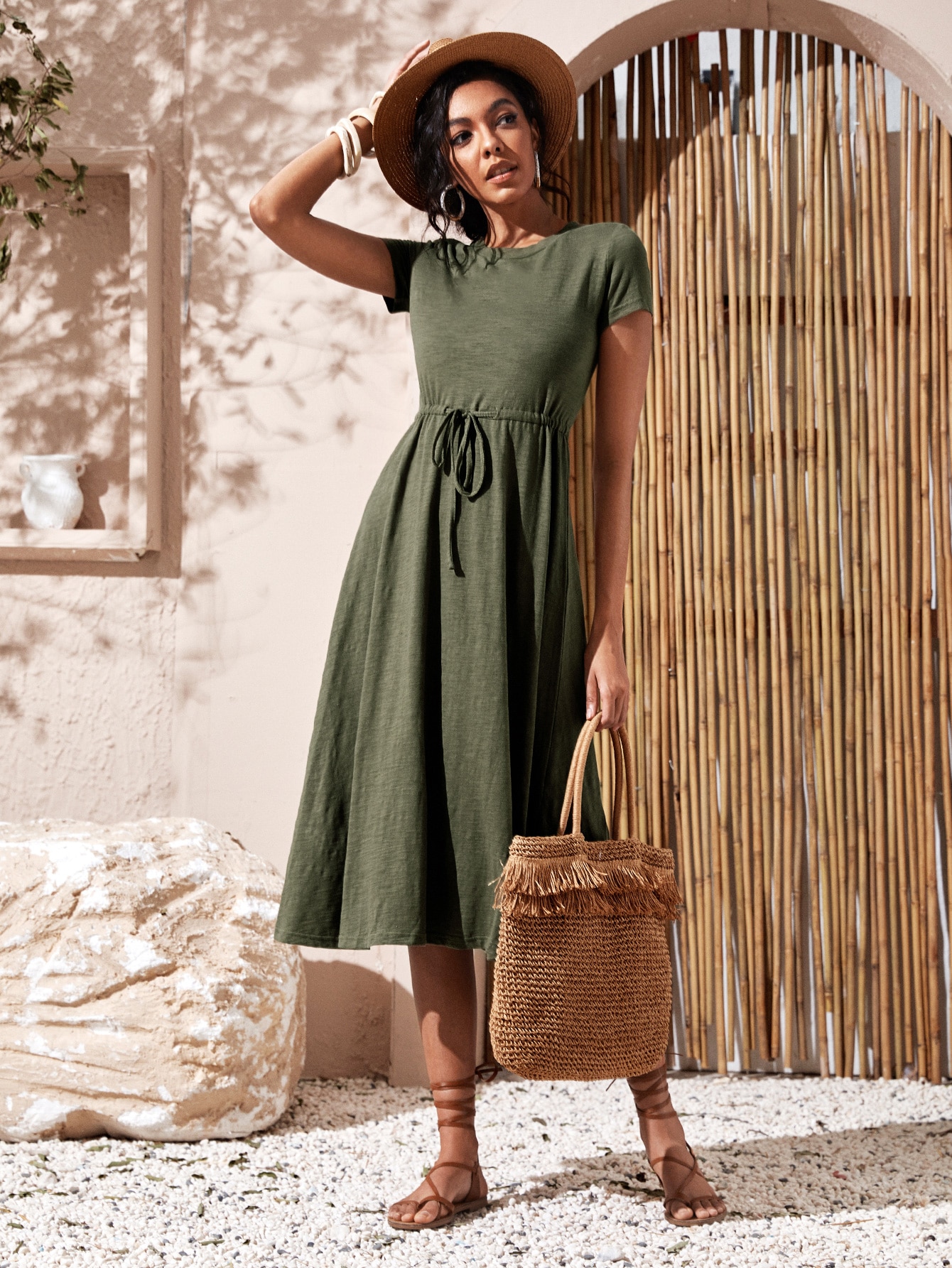 SHEIN LUNE Solid Drawstring Waist Midi Dress | SHEIN