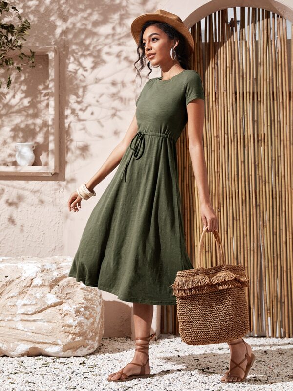 SHEIN LUNE Solid Drawstring Waist Midi Dress | SHEIN