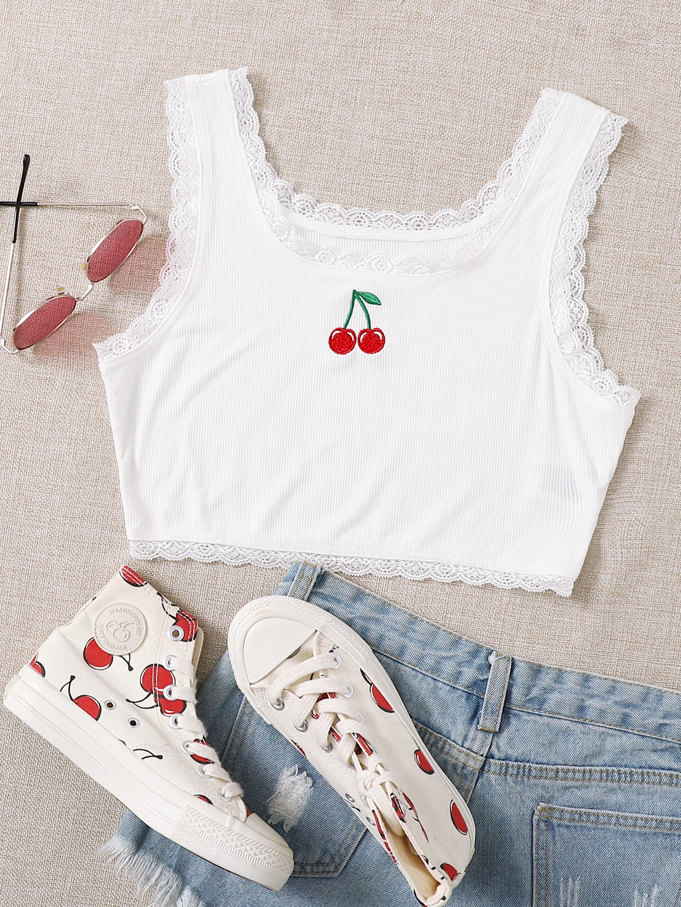 Embroidery Cherry Lace Edge Tank Top