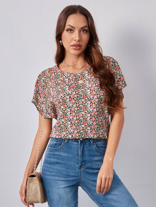 SHEIN Ditsy Floral Print Top | SHEIN USA