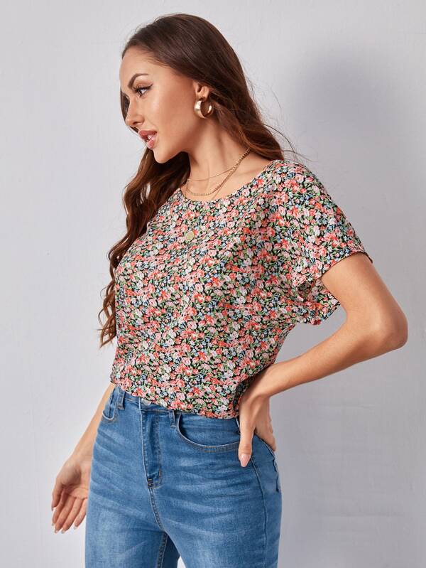 SHEIN Ditsy Floral Print Top | SHEIN USA
