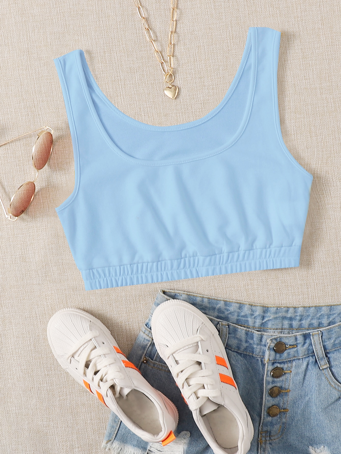 Scoop Neck Solid Crop Tank Top