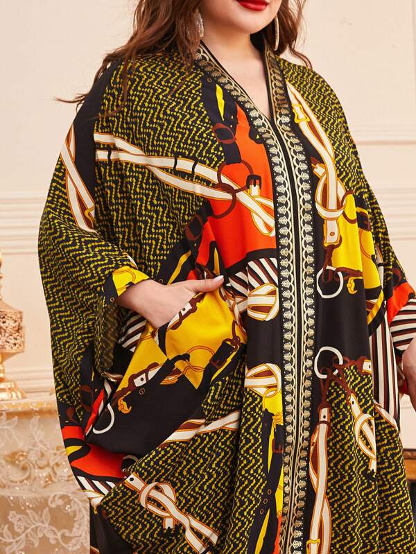 SHEIN Modely Plus Chevron And Chain Print Kaftan Dress | SHEIN USA