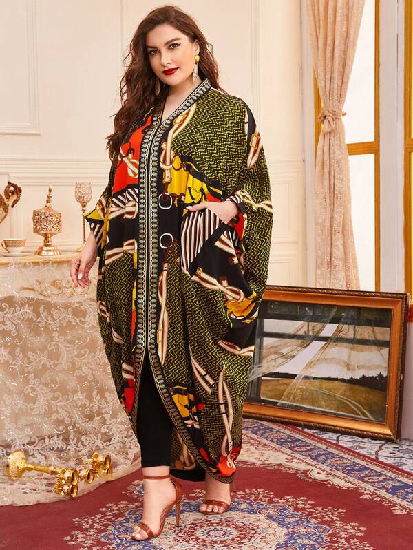 SHEIN Modely Plus Chevron And Chain Print Kaftan Dress | SHEIN USA