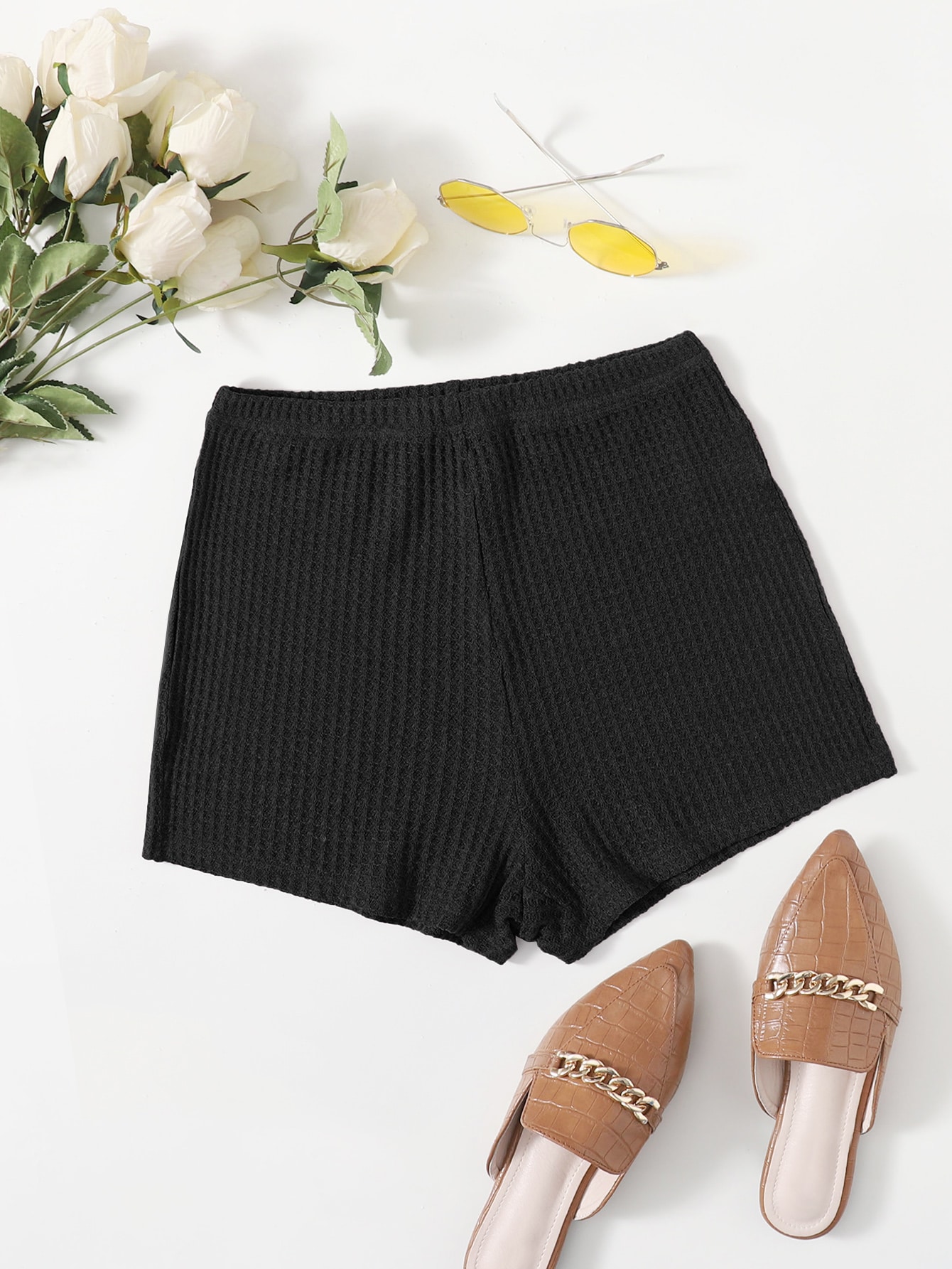 SHEIN Privé Waffle Knit Solid Shorts | SHEIN UK