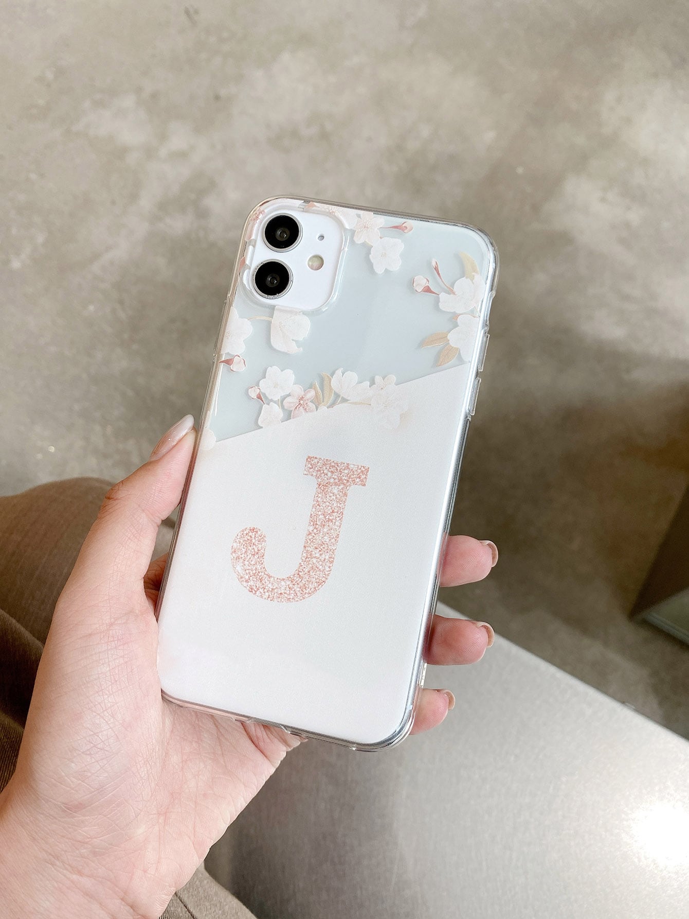Letter Graphic Phone Case
