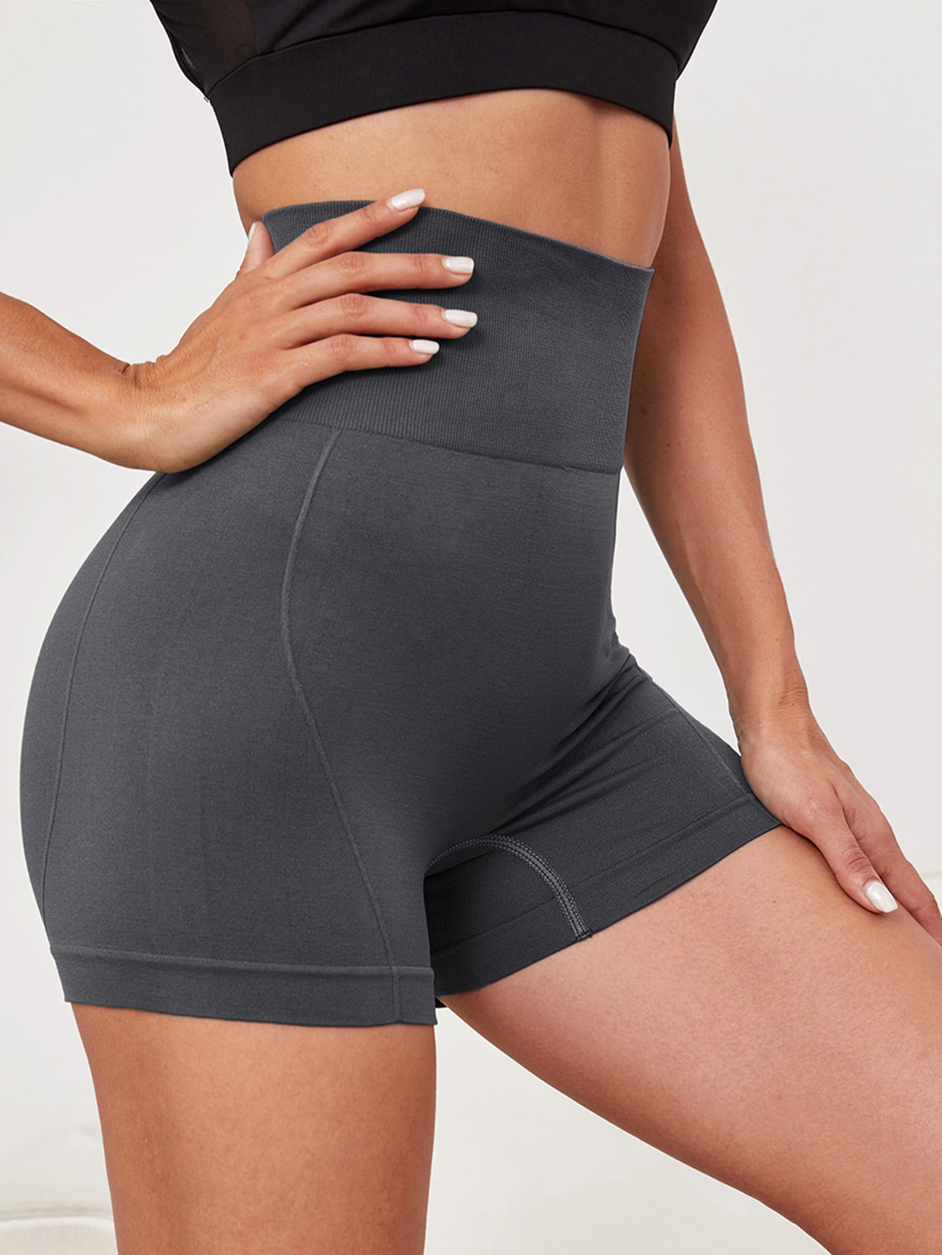 Seamless Active High-Rise Shorts