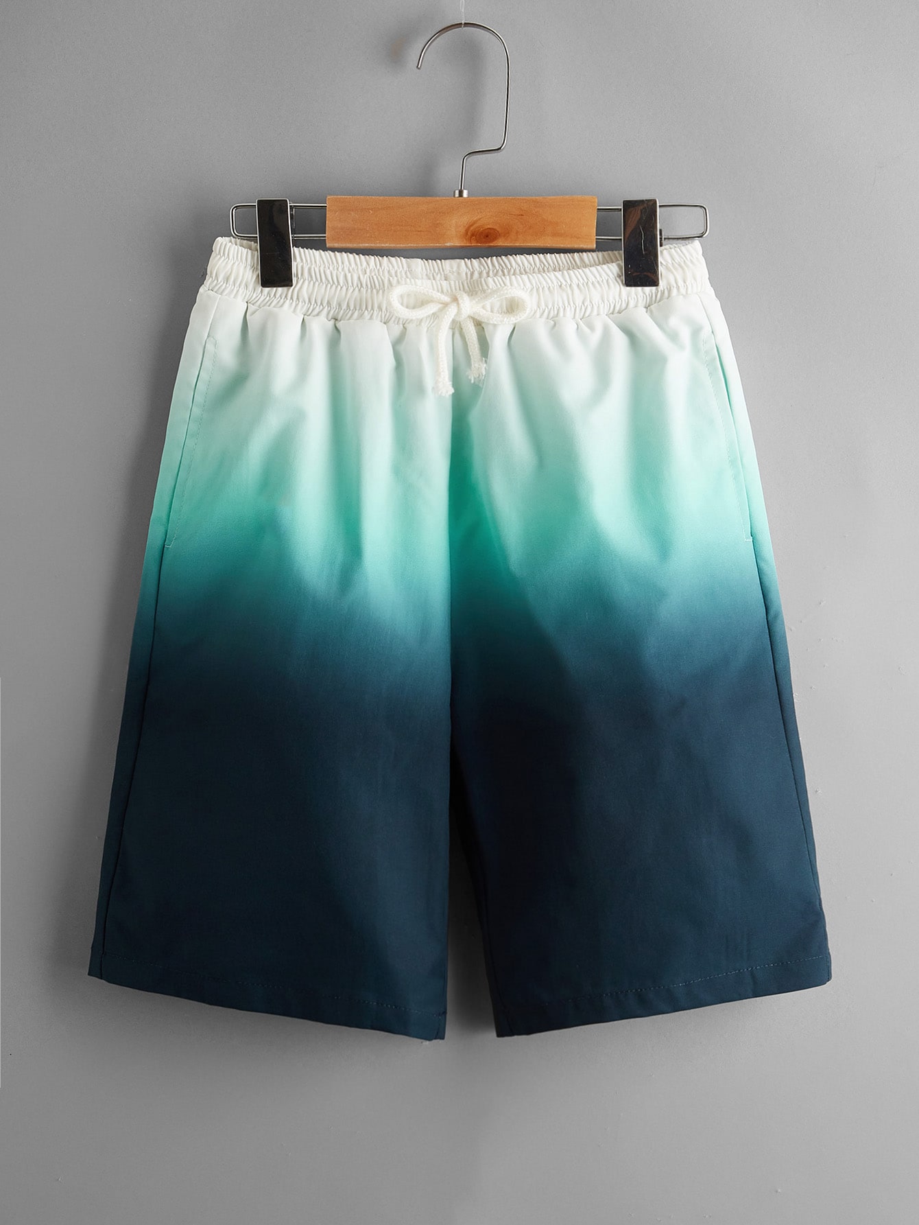 SHEIN Boys Drawstring Waist Ombre Shorts