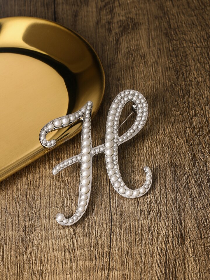 H Letter Design Wallpaper
