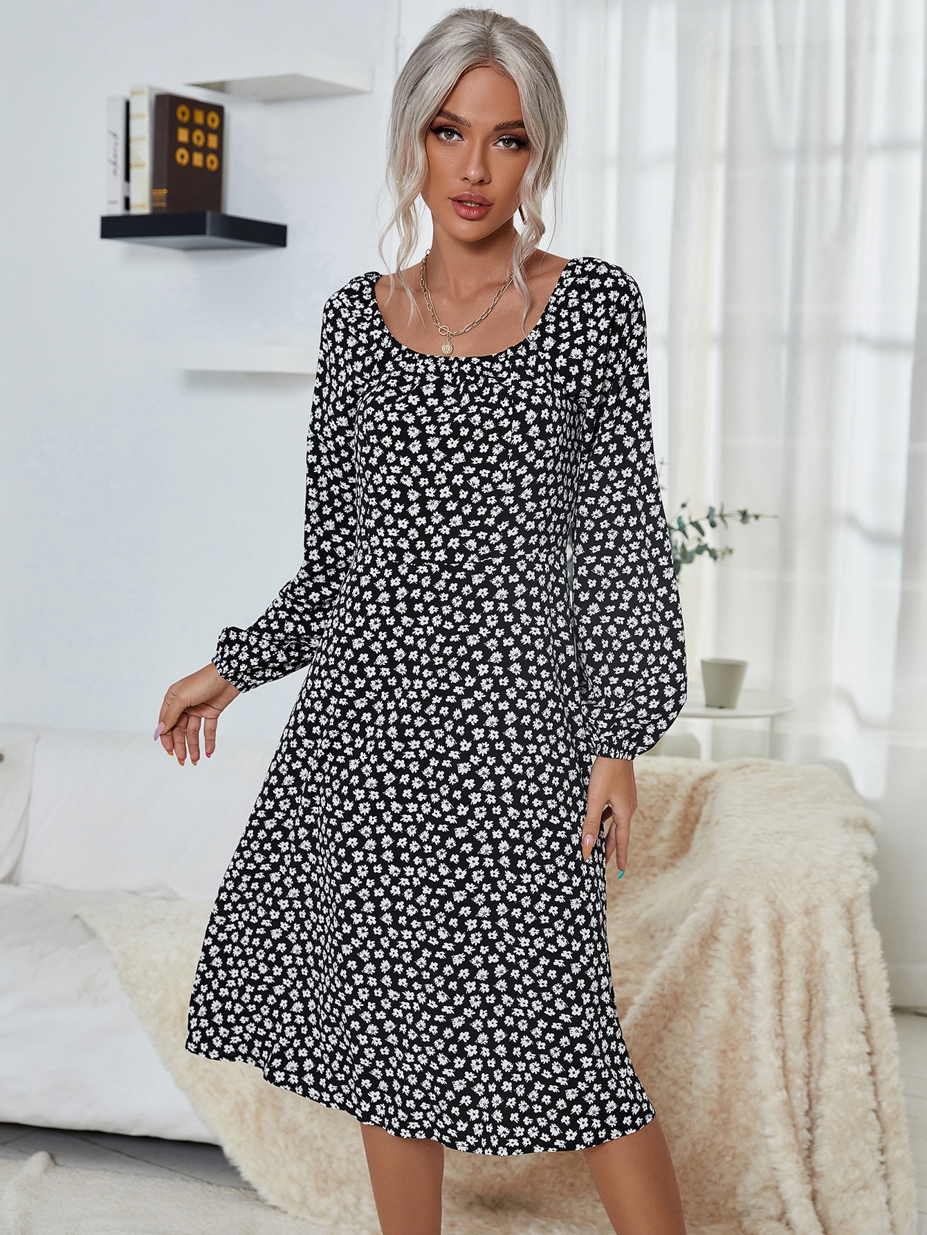 Ditsy Floral Bishop Sleeve Scoop Neck Dress