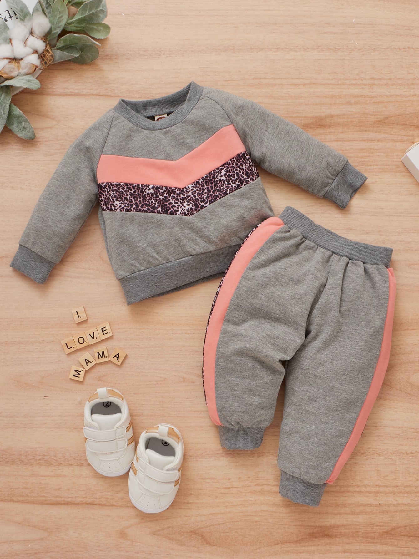 Conjuntos bebé Monocolor Leopardo Casual