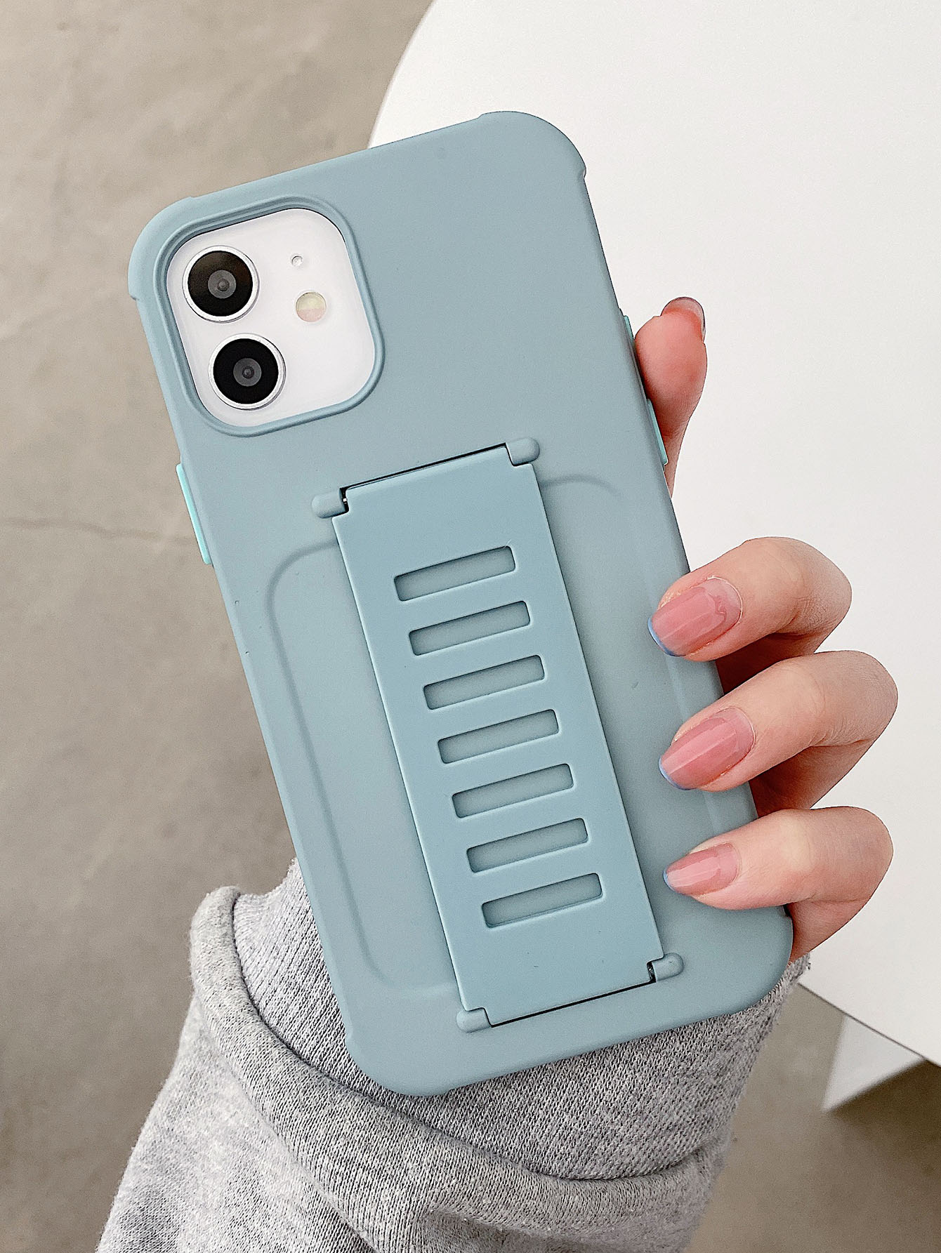 Plain Phone Case With Wristband