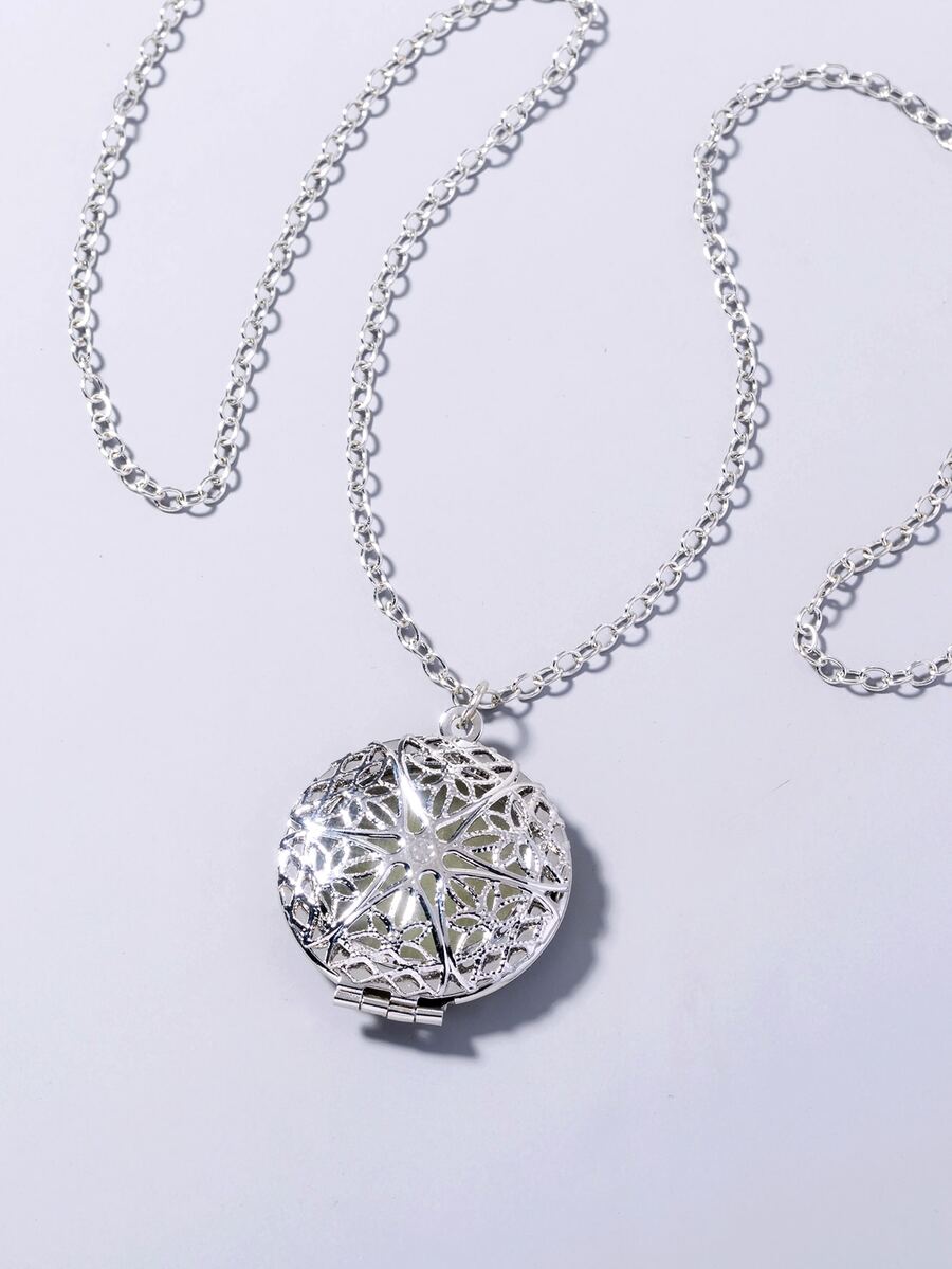 Glow In The Dark Open Locket Pendant Necklace | SHEIN USA
