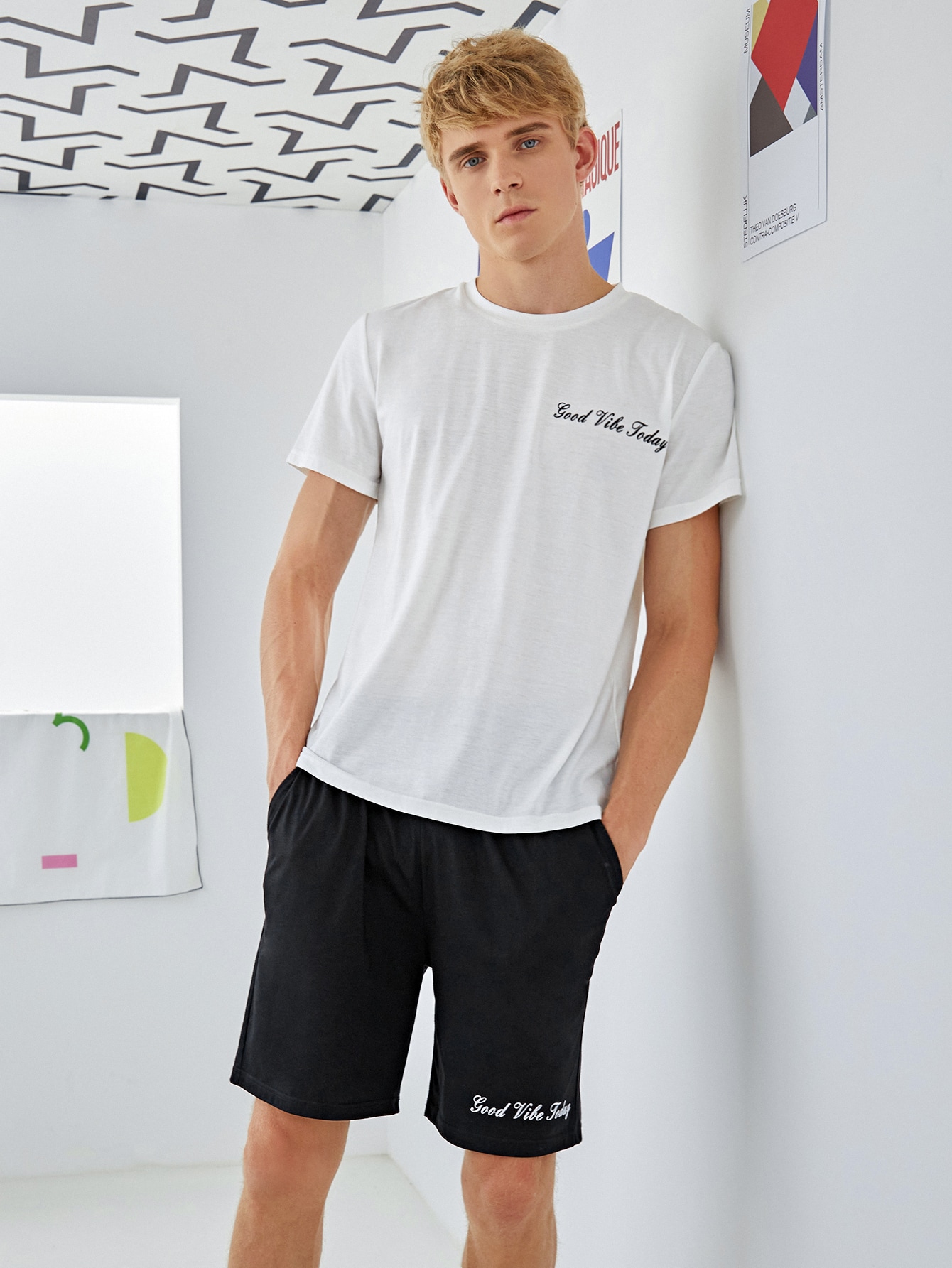 Men Letter Graphic Tee & Shorts Set