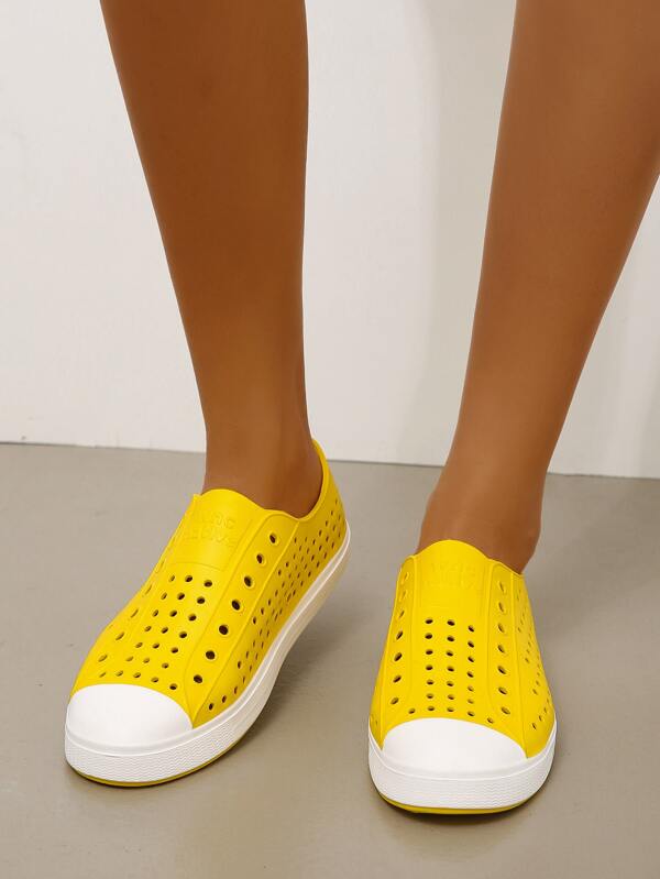 Minimalist Hollow Out Vent Clogs | SHEIN USA