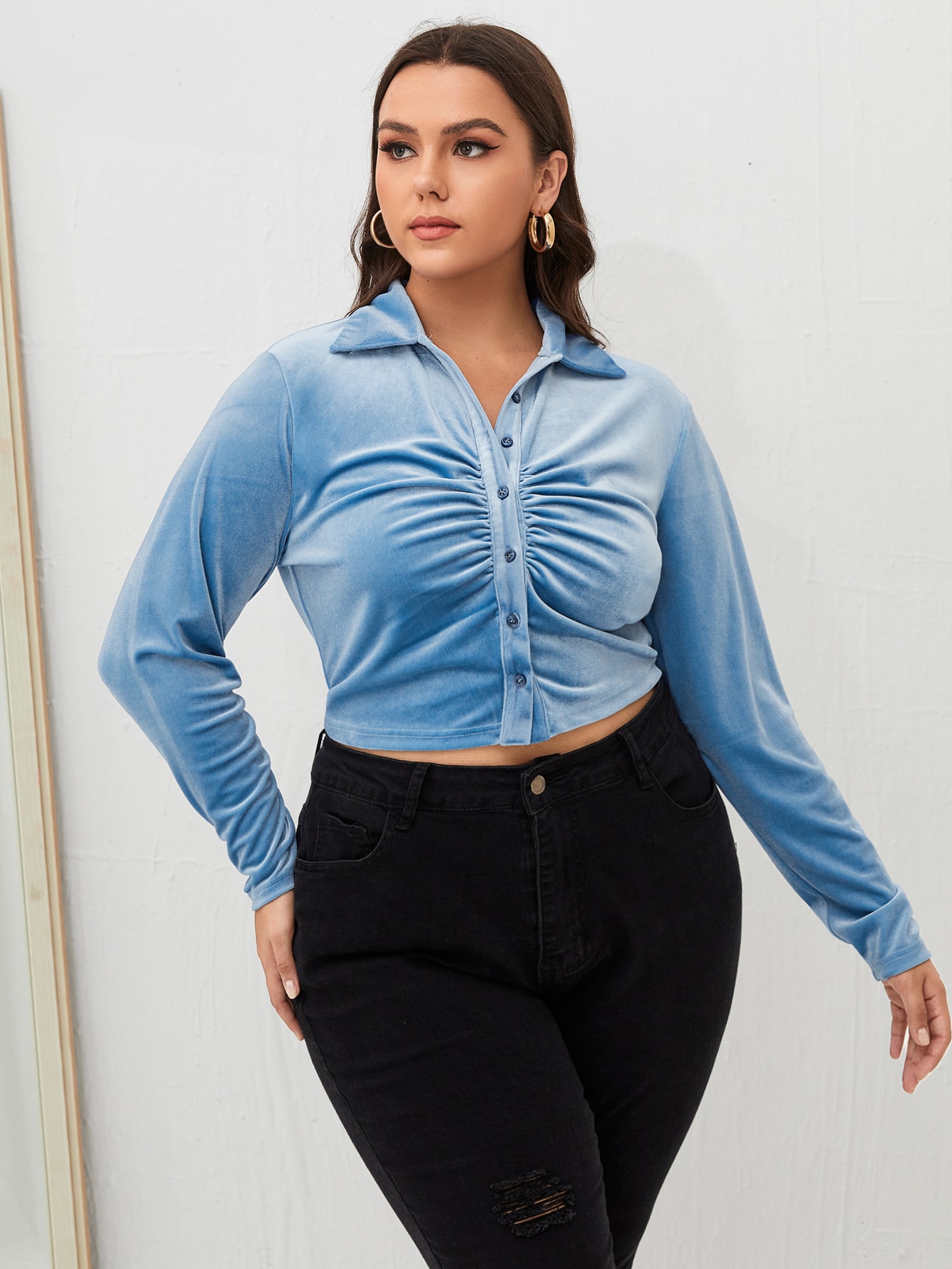 Plus Velvet Ruched Button Up Crop Top