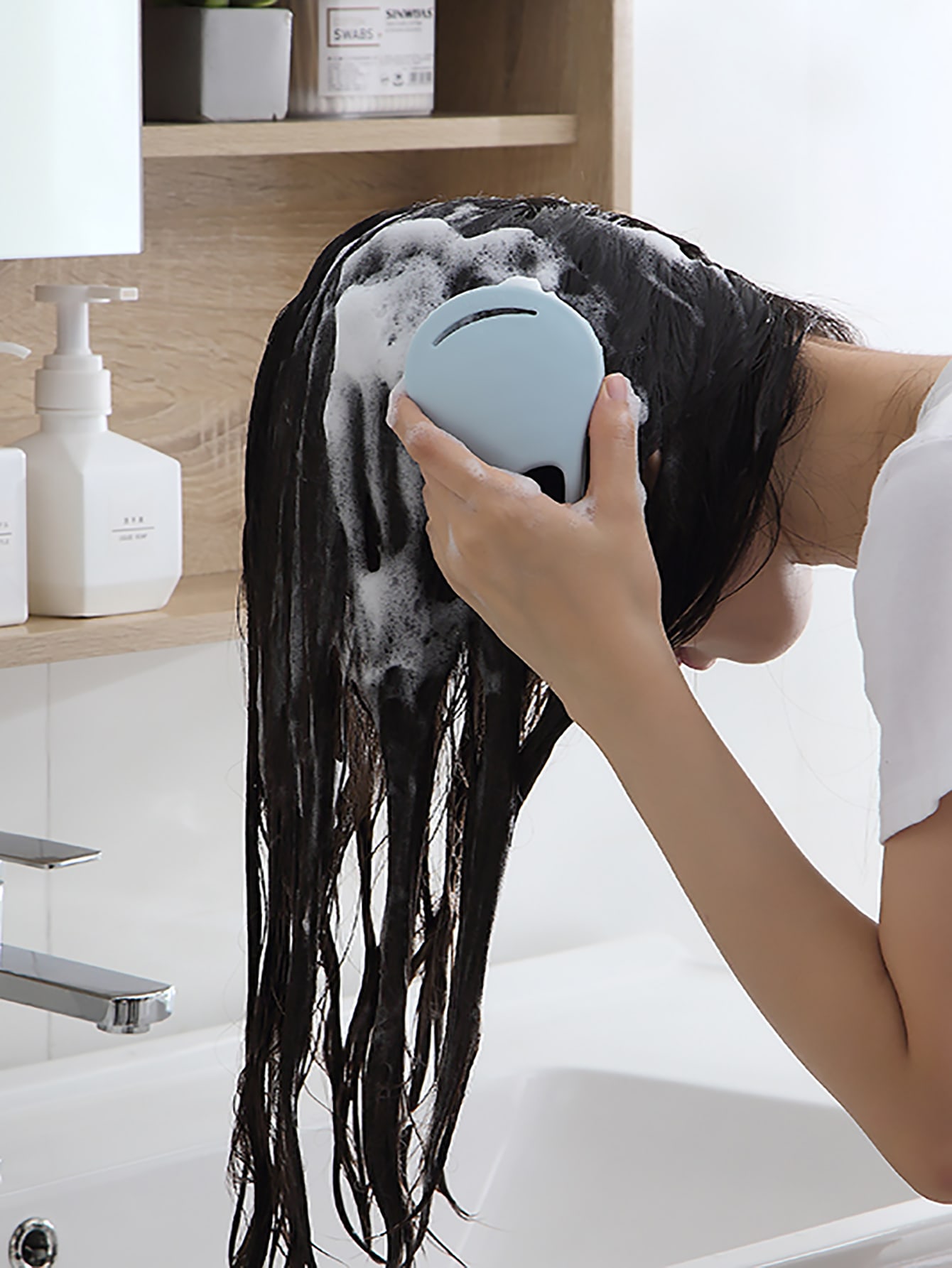 1pc Random Color Shampoo Massage Brush