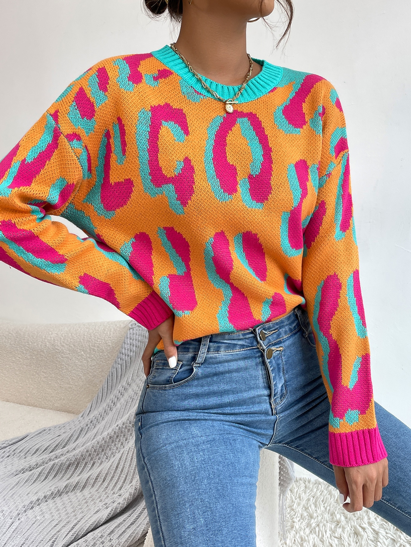 Graphic Pattern Drop Shoulder Contrast Trim Sweater