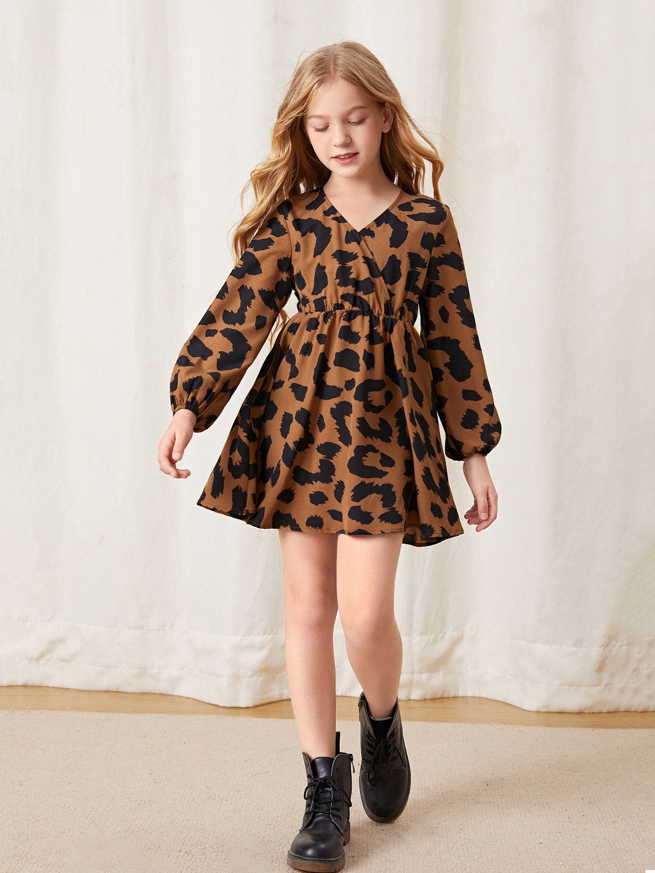 SHEIN Kids EVRYDAY Tween Girl Allover Print Lantern Sleeve Overlap ...