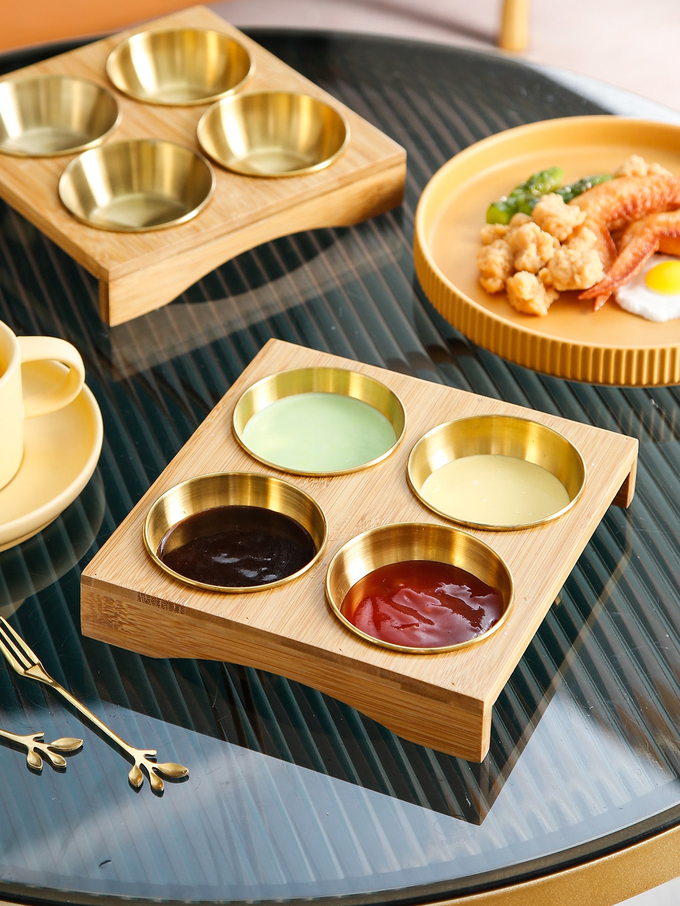 4pcs Sauce Dish & 1pc Tray