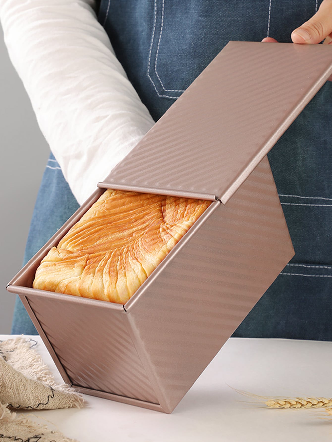 1pc Solid Color Toast Mold