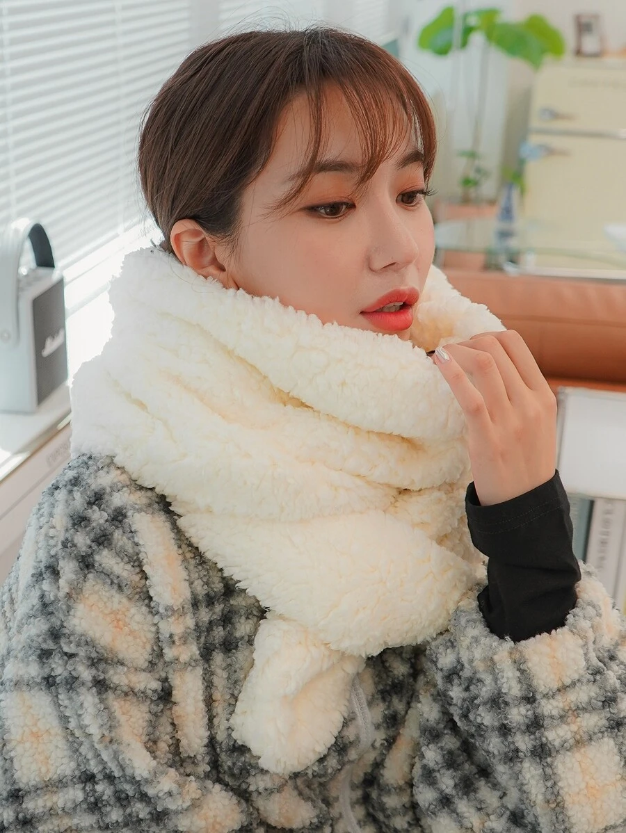 DAZY Solid Fuzzy Scarf | SHEIN USA