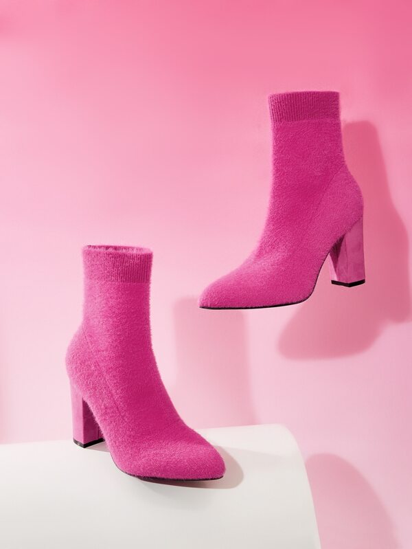 CUCCOO Trending Minimalist Chunky Heeled Fluffy Boots | SHEIN UK