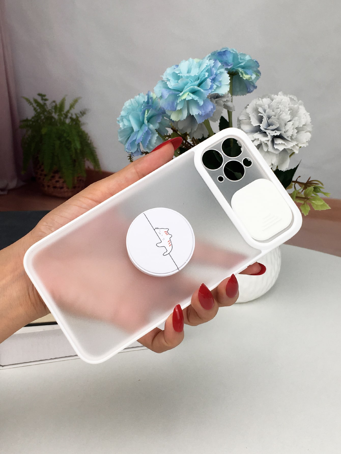 Slide Camera Cover Phone Case With Stand-Out Phone Grip